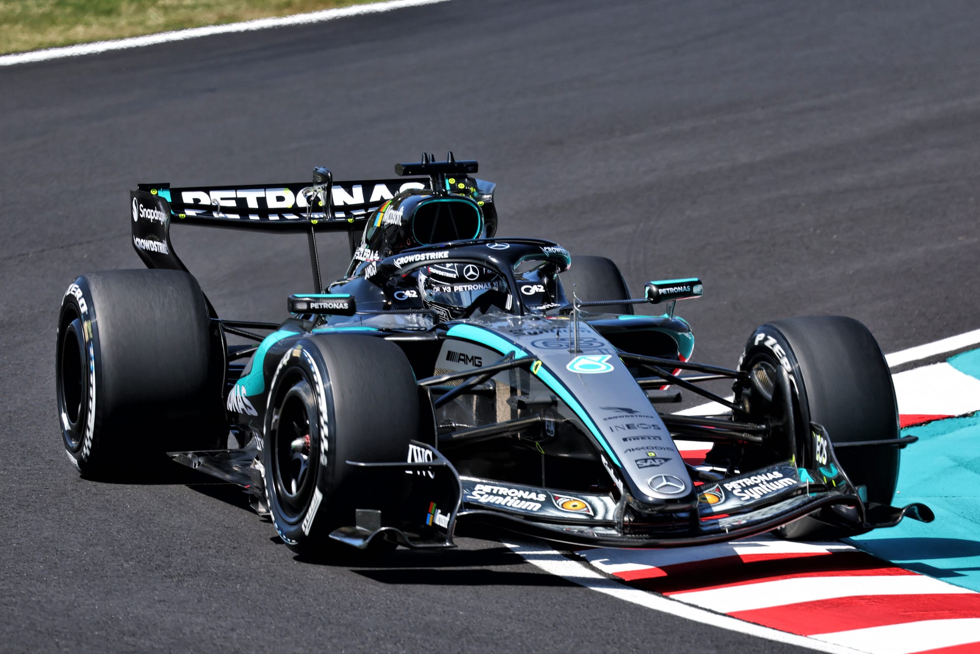 F1 - Suzuka’da İlk Formula 1 Antrenmanında Mercedes McLaren’ın Önünde ...