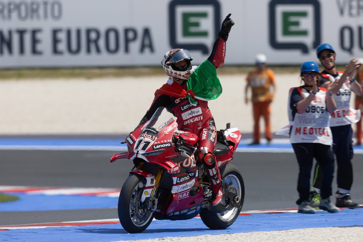 World Superbikes - Nicolo Bulega, Misano’da İki Yeni WorldSBK Rekoruna ...